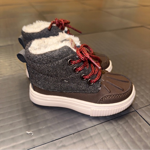 OshKosh B'gosh | Shoes | Oshkosh Boys Baby Boots Size 5 New | Poshmark